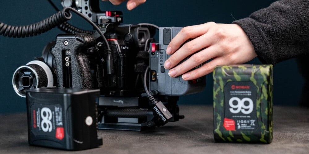 Tips to choose the right camera lithium battery and take care of it